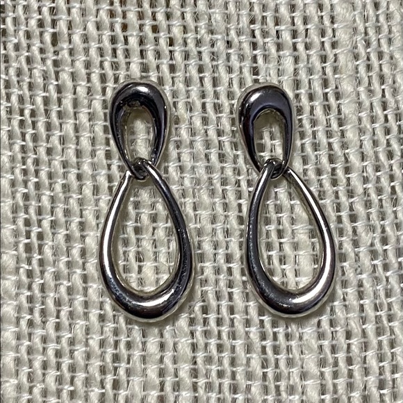Monet | Jewelry | Vintage Monet Infinity Drop Dangle | Poshmark